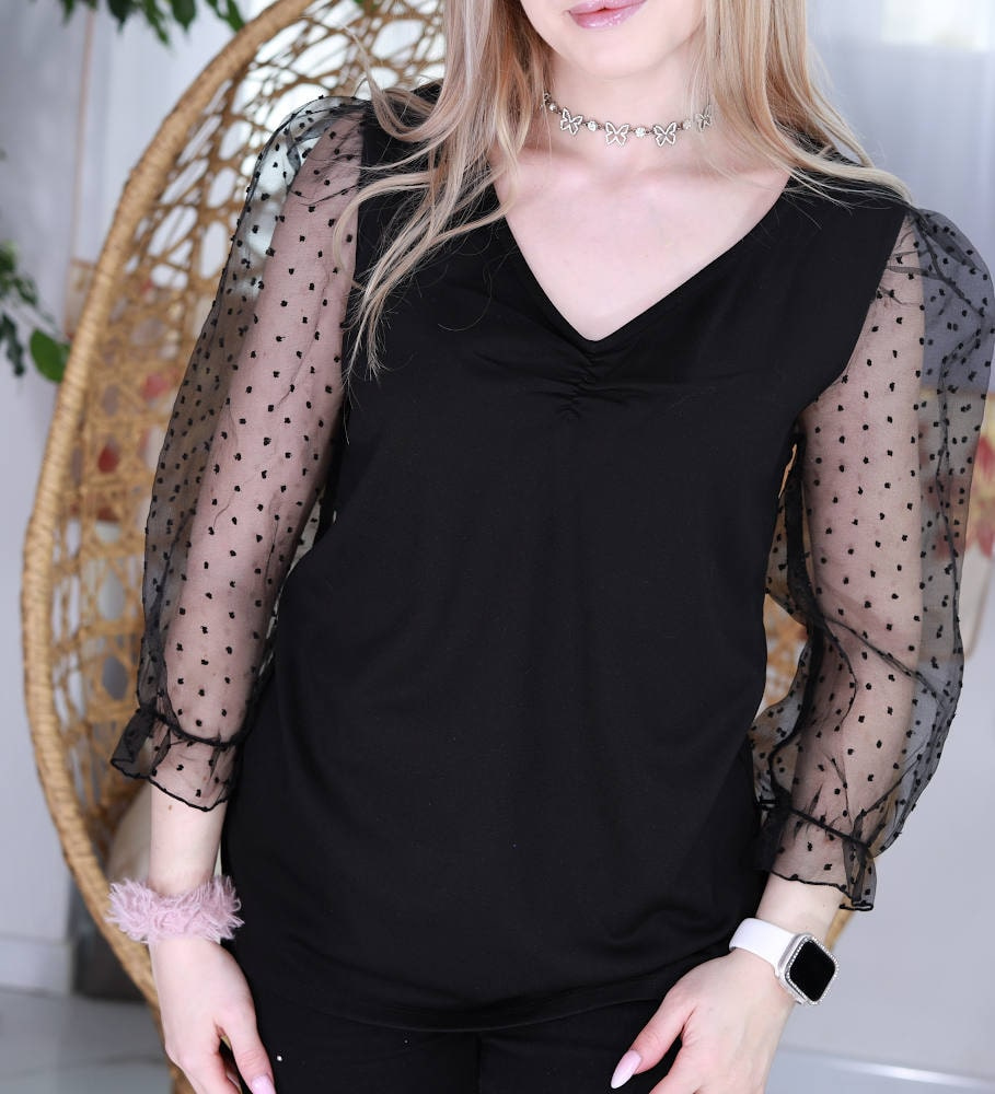 Czarna bluzka z koronkowymi rękawami /B4-1 UB454/ Sklep z obuwiem ...
