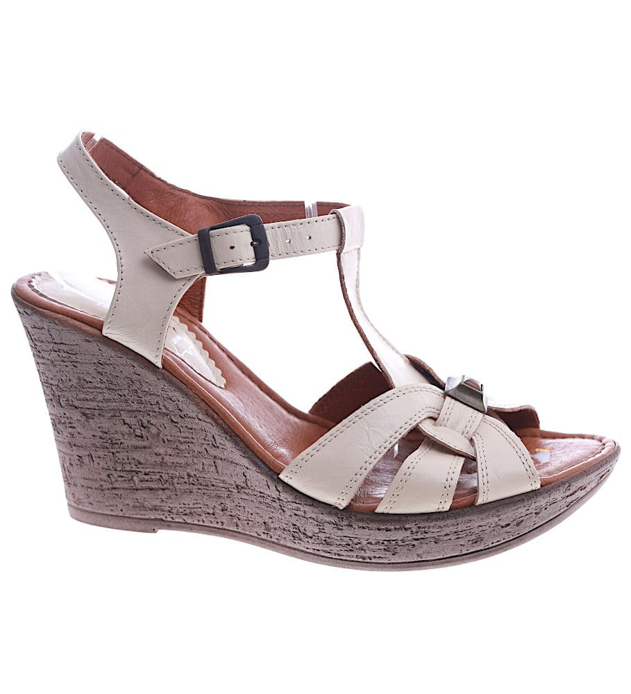 Damskie skórzane sandały na koturnie i platformie Ecru /H SR77A/ Sklep z obuwiem Pantofelek24.pl